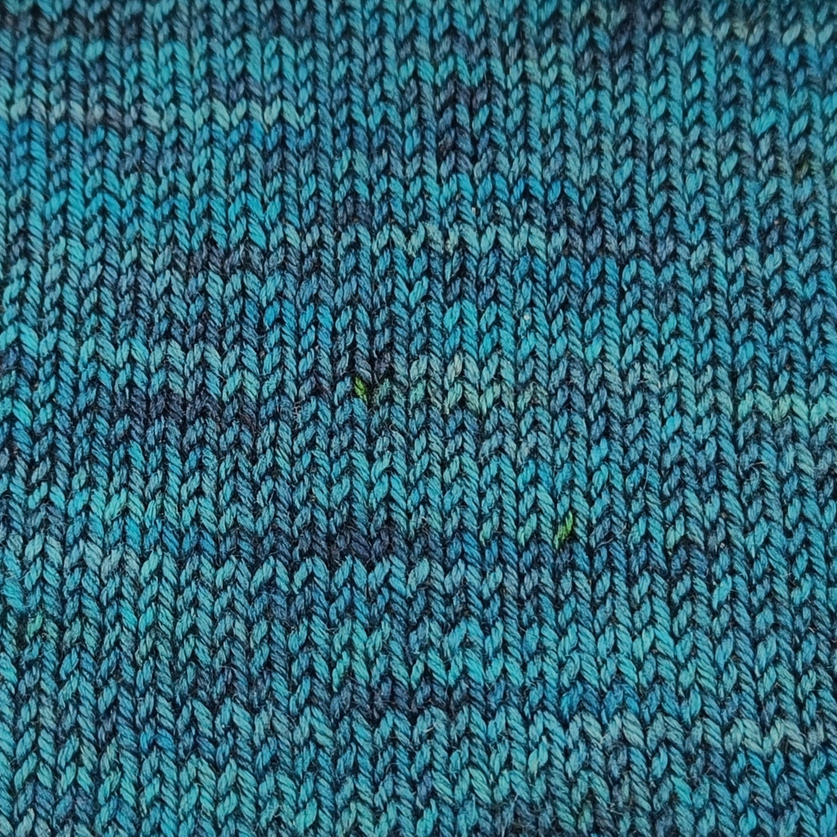 Embracing the Tension Square – Bellwether Yarns